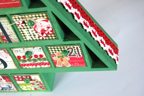 Christmas Tree Advent + A Christmas Treat | Pretty Paper Book